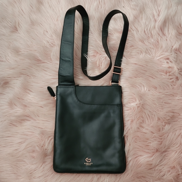 RADLEY LONDON | Bags | Radley London Pockets Zip Around Expandable ...